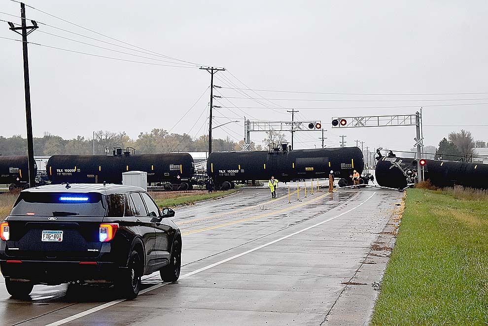 Train off tracks | News, Sports, Jobs - The Journal